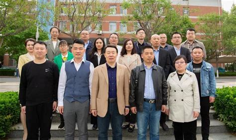 建筑与信息工程学院举行产教融合共同体成立大会暨2023年度计算机专业校企供需见面会 建筑与信息工程学院