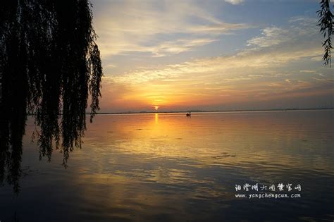 晨曦初升，阳澄湖畔的美丽相遇阳澄湖大闸蟹官网