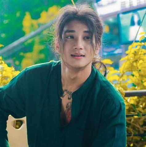 ပိုင်တံခွန် ချစ်တဲ့ ပျိုမေများဆုံဆည်းရာ