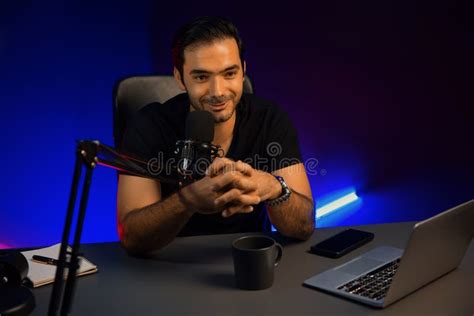 Broadcaster Talking To Listener Using Mic Discussing Financial Issue