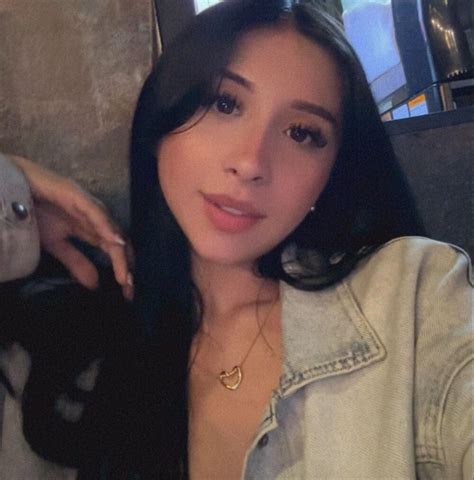 Alexaherrera18s From Stripchat Free Live Sex Cam On