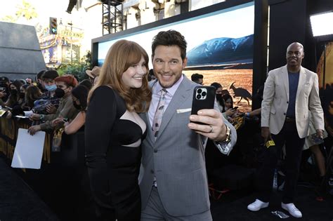 Jurassic World Dominions Chris Pratt On Love For Bryce Dallas Howard
