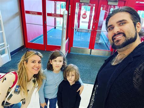 Nicolas Cage Hasnt Met Granddaughters Because Of Battle With Daughter