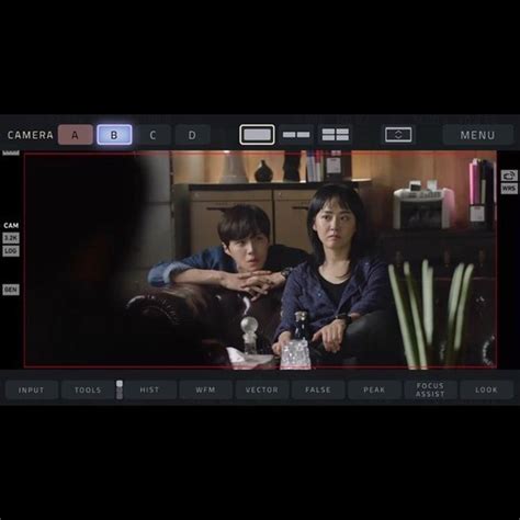 ‘유령을 잡아라 김선호 문근영 心 잡았네 “오빠 눈을 보는 순간” Sns★컷 손에 잡히는 뉴스 눈에 보이는 뉴스 뉴스엔