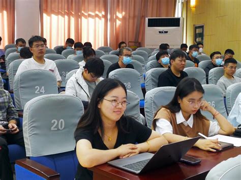 上海华测导航副总裁胡炜应邀为我院师生做学术报告 海洋技术与测绘学院