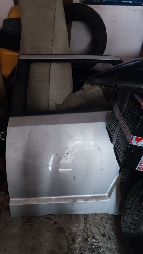 Dodge journey drzwi lewy tył Borów Ogłoszenie na Allegro Lokalnie