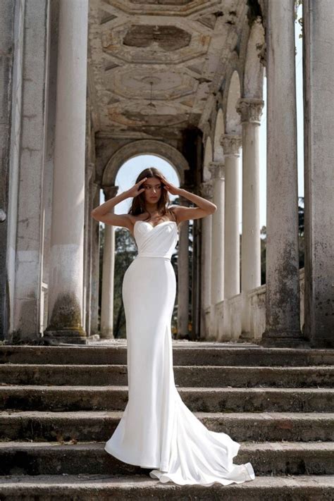 Satin Mermaid Wedding Dress Sweetheart Neckline