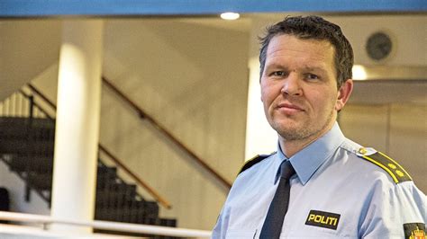 Krim Og Politi Domstol Mindreårig Gutt Filmet Sex I Skjul Og Delte Videoen Med Vennene Sine