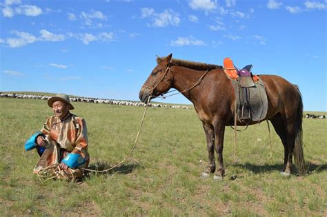 Монгол 5 ХОНОГИЙН ЦАГ АГААРЫН УРЬДЧИЛСАН МЭДЭЭ Аялагчид амрагчид тээвэрчдийн анхааралд 13