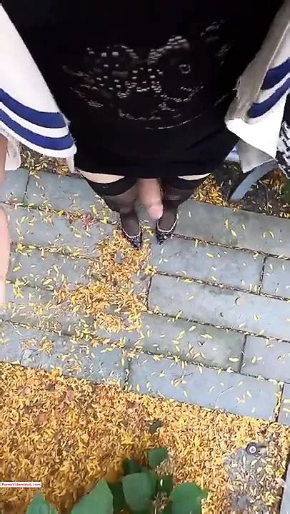 Transvestit Nylon Absätze Und Chinesische Masturbation Mit öffentlicher Masturbation Xhamster