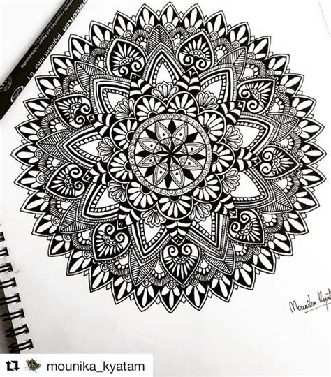 Pin By Bella Danielle On Mandalas Mandala Design Mandala Zentangle
