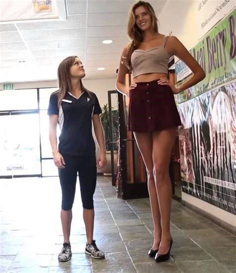 La Siguiente Es Una Galería De Chicas Muy Altas Tall Women Women