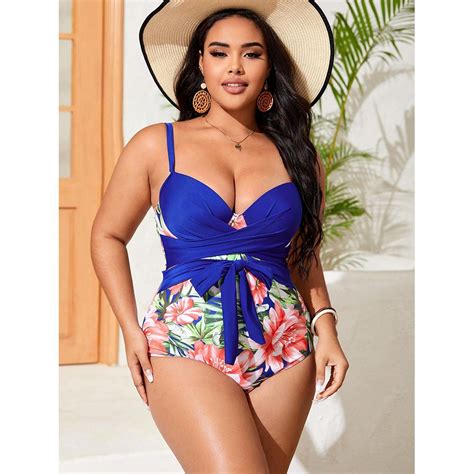Plus Size Women Bathing Suits