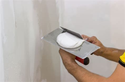 Enduit De Lissage Pourquoi Et Comment L Utiliser