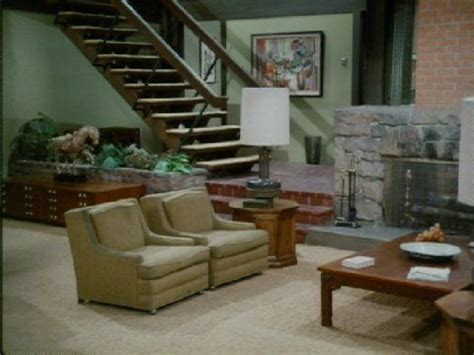Can You Match These Iconic Living Rooms To Their Iconic Tv Shows Playbuzz