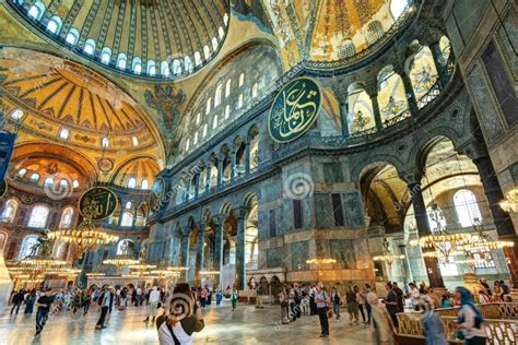 Ben Todica Catedrala Sfanta Sofia Din Istanbul