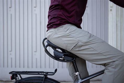 Butt Friendly Bike Seat Moves With Your Legs