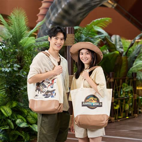 Jurassic World Rebirth Limited Edition Tote Bag Rewards Nf Touch