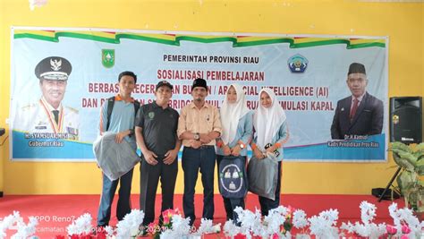 Sosialisasi Pembelajaran Berbasis Kecerdasan Buatan Sman 4 Dumai