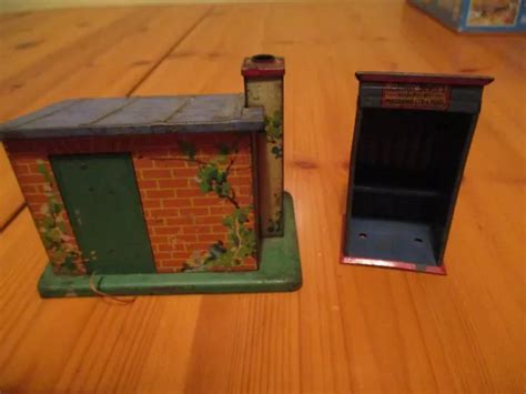 VINTAGE HORNBY 0 Gauge Wayside Hut Watchmans Hut Railway 12 00