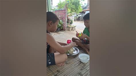 มาดามเป็ด หลานชายตำเองกินเอง Youtube