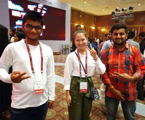 हरबर्टपुर के ऋषभ सैनी को मिला गुड अचीवमेंट अवॉर्ड Rishabh Saini Of Herbertpur Got Good