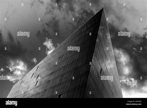 The Cutting Edge Of Modern Architecture Stock Photo Alamy