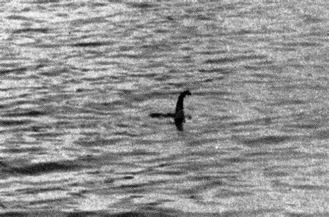 Неси мистичното чудовище от Лох Нес