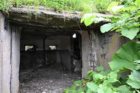 戦争遺構を歩く