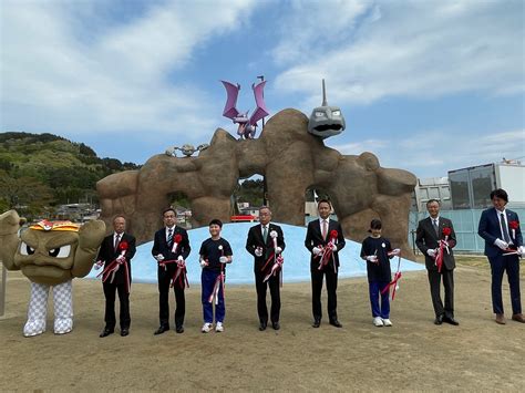 ポケモンの「イシツブテ公園」が岩手県久慈市に本日オープン。道の駅にはポケモングッズを購入できるコーナーやポケモンマンホールも登場