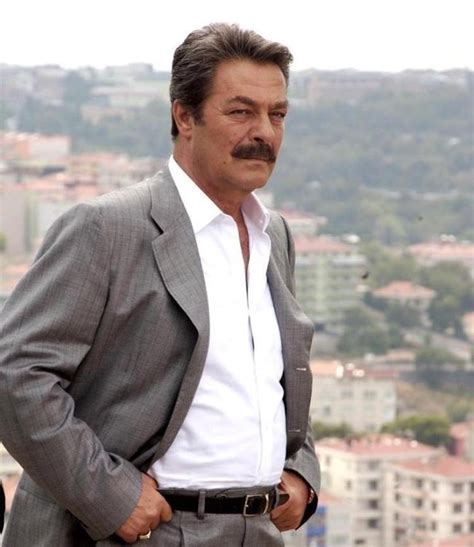 Aylardır Hastanede Tedavi Görüyor Kadir İnanırdan Haber Var Son Dakika Magazin Haberleri