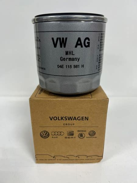 Фильтр масляный VAG (VW/Audi/Skoda/Seat) 04E115561H - купить по ...