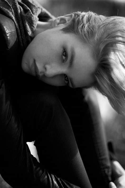Picture Of Stella Maxwell Stella Maxwell Stella Dark Beauty