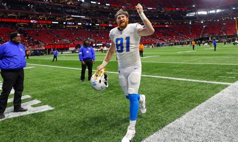 Will Dissly Injury Update Status Vs Buccaneers In Week 15