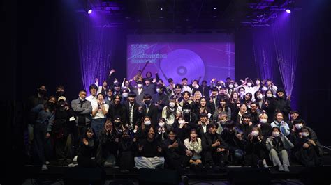 2022년 실용음악과 졸업공연 개최with 무대예술과 실용음악과학과장 홍세존은 지난 11월 17 18일 양일간 국제아트센터 블랙박스에서 졸업공연 무대를 마련하였