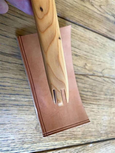 Pin By Hamdy Taha On Leather Craft Leather Craft Leather Crafts