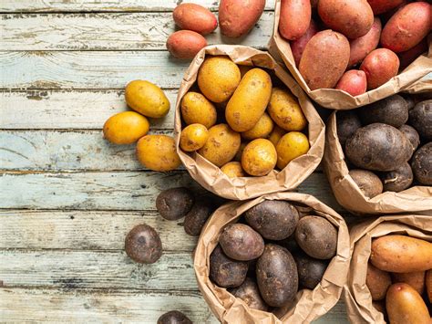 Should You Store Potatoes With An Apple Parade