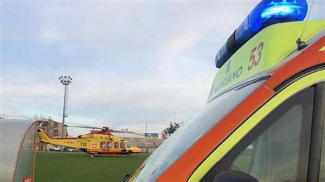 Malore Alle Terme Grave Un Uomo Il Giunco