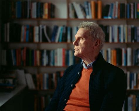 Adriaan Van Dis Presenteert Nieuw Seizoen Van Zomergasten Show Ad Nl