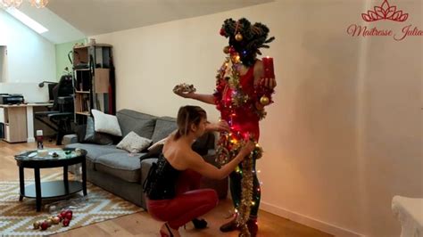 Maitresse Julia And His Slave Wish You A Merry Christmas Porno Videos Hub