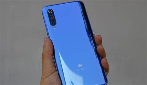 Xiaomi Mi 9 Hands On Premium Curved Design Meets Affordable Pricing Gizmochina