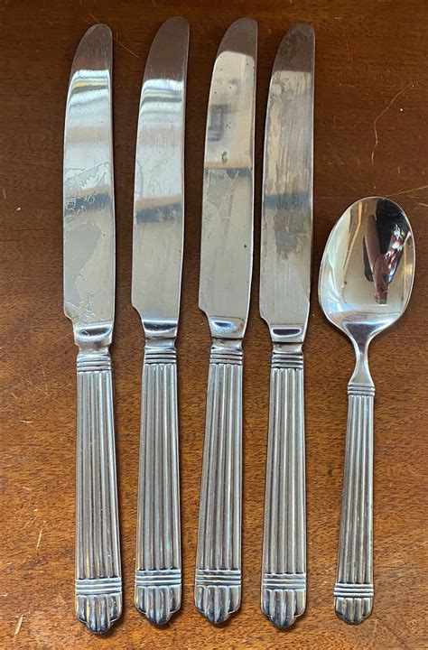 Farberware Stainless Flatware Marissa Pattern Line Design Handle Art