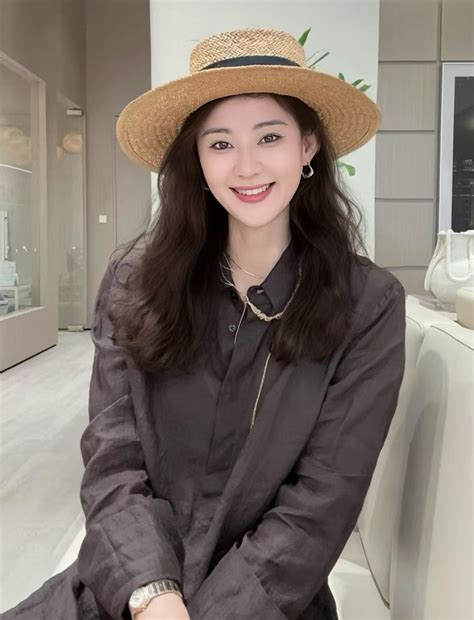 耀藝捏塑艺术收藏品 耀藝捏塑艺术收藏品 Added A New Photo