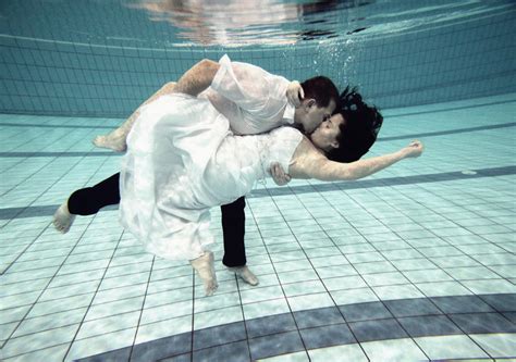 Underwater Kiss By Photoyoung On Deviantart