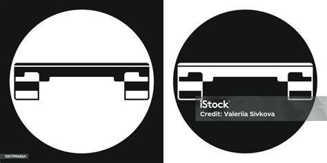 피트 니스 단계 보드 아이콘입니다 검은색과 흰색 배경에 실루엣 피트 니스 단계 보드 스포츠 장비입니다 벡터 일러스트입니다