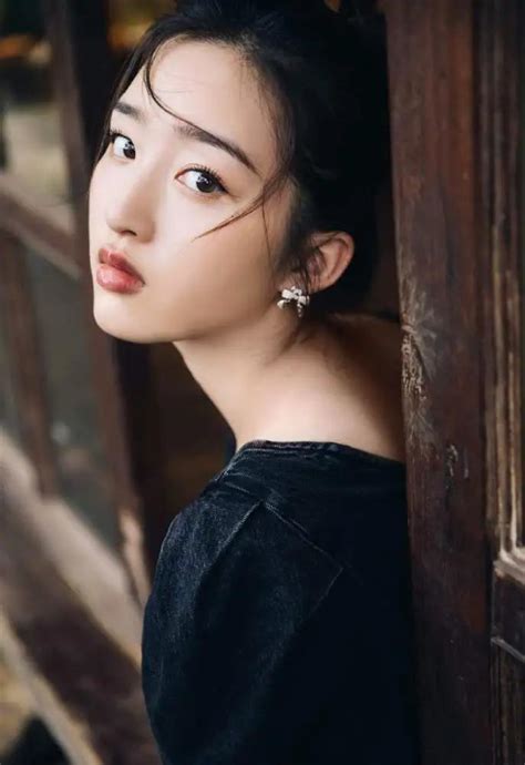 Mingyang Entertainment—beauty Star—deng Enxi Imedia