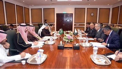 Pakistan Saudi Arabia Agree To Enhance Trade