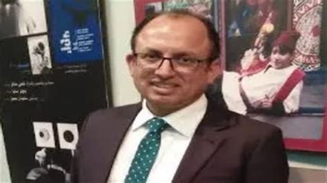 رئيس جامعة حلوان يستمع لاحتياجات طلاب جامعة حلوان التكنولوج مصراوى