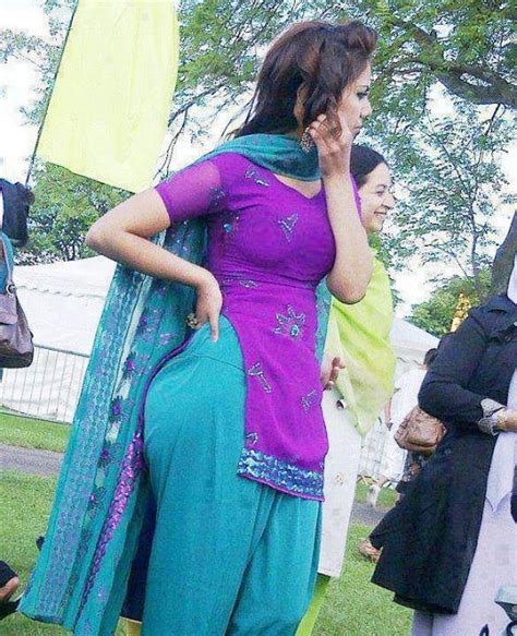 50 Fit Girls In Yoga Pants Showing Off Their Butts Page 45 Of 45