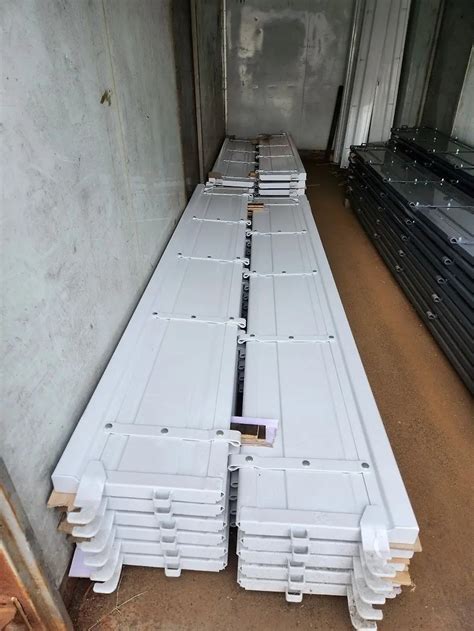 중고적재함 중고적재함문짝 중고적재함날개 화물차적재함 트럭적재함문짝 화물차적재함문짝 화물차 적재함날개 트럭적재함수리